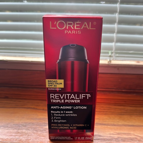 L'Oreal | Skincare | Loreal Revitalift Triple Power Antiaging Lotion ...